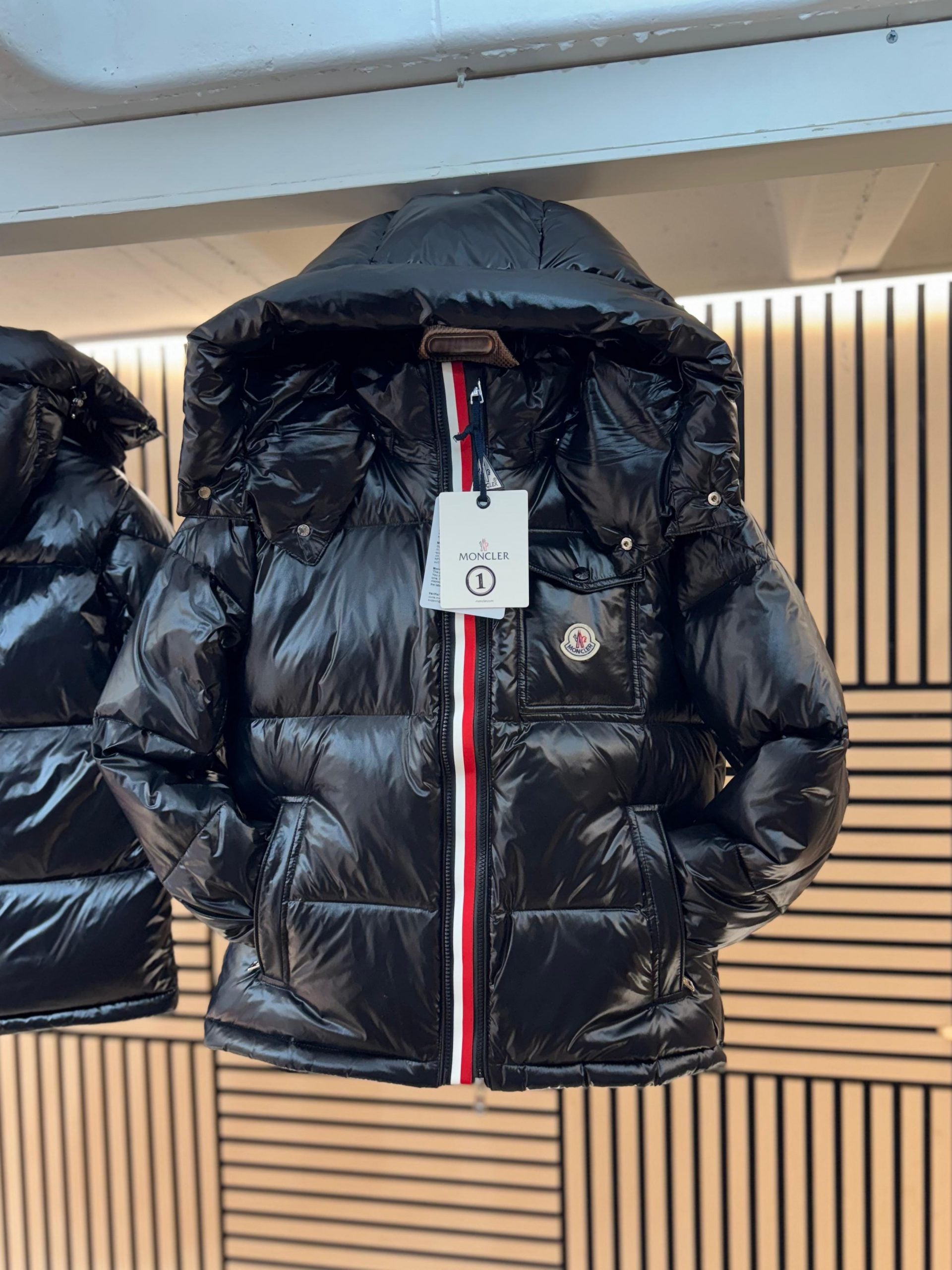 CHAQUETA MONCLER – MURCIA DRIP